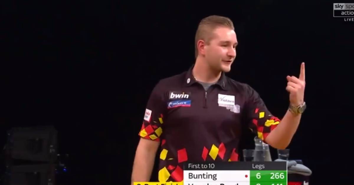 VIDEO. ‘Dancing’ Dimitri Van den Bergh zet dartswereld in vuur en vlam ...