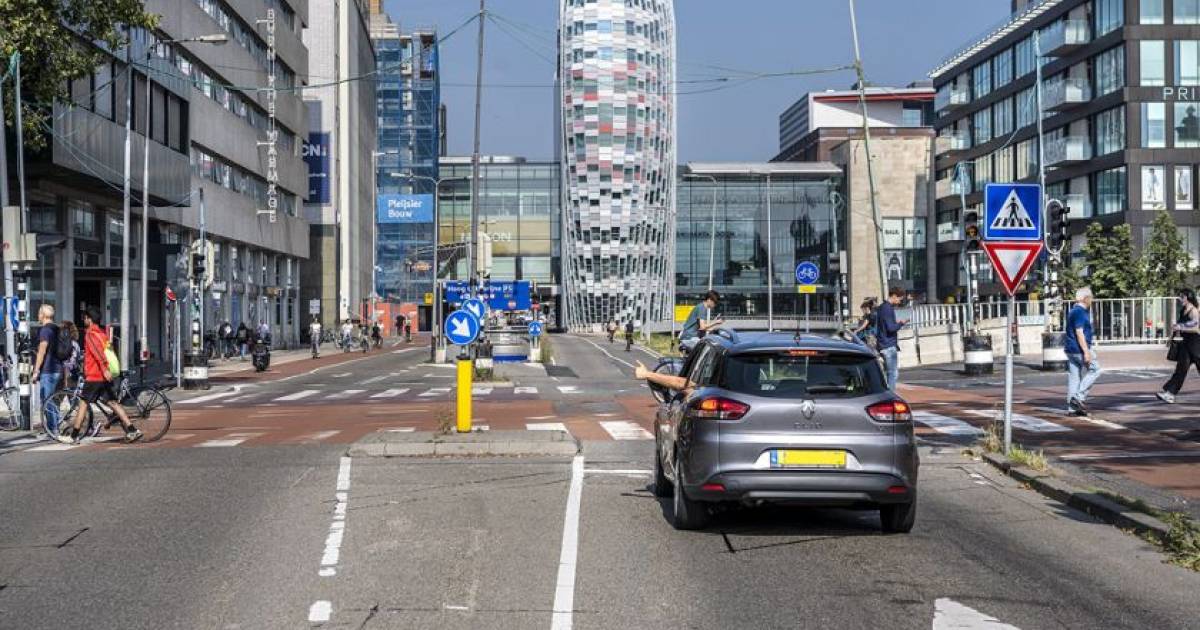 Werkzaamheden Catharijnesingel in volle gang: ingang parkeergarage Hoog ...