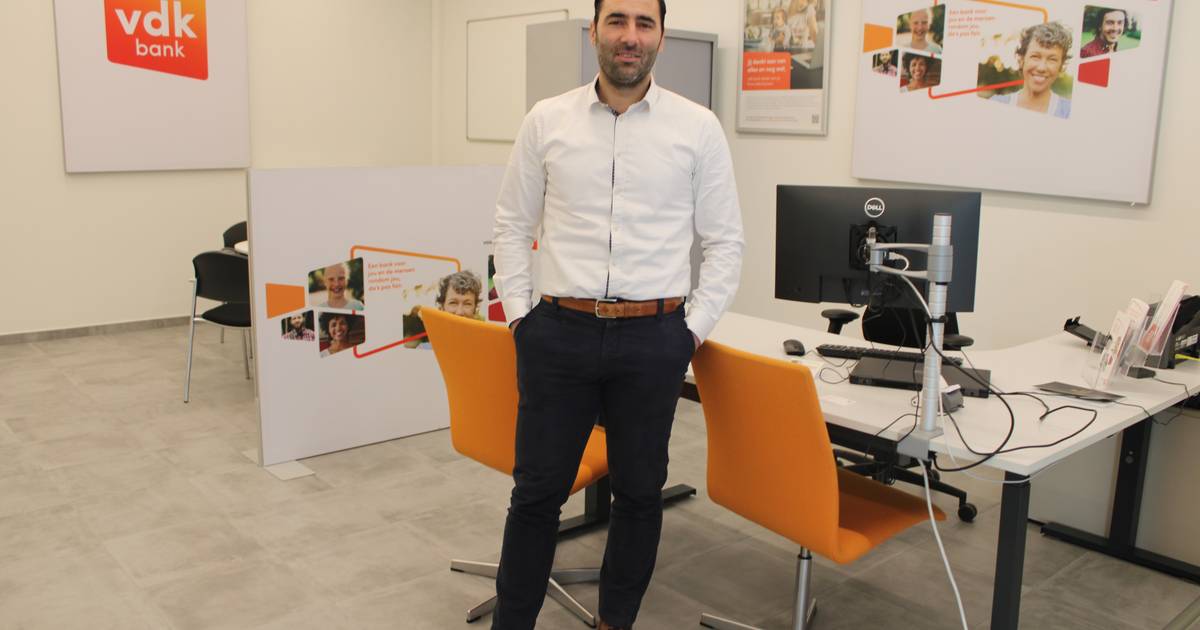 Vroegere buurtwinkel in de Zuidstraat wordt nieuw filiaal van vdk bank ...