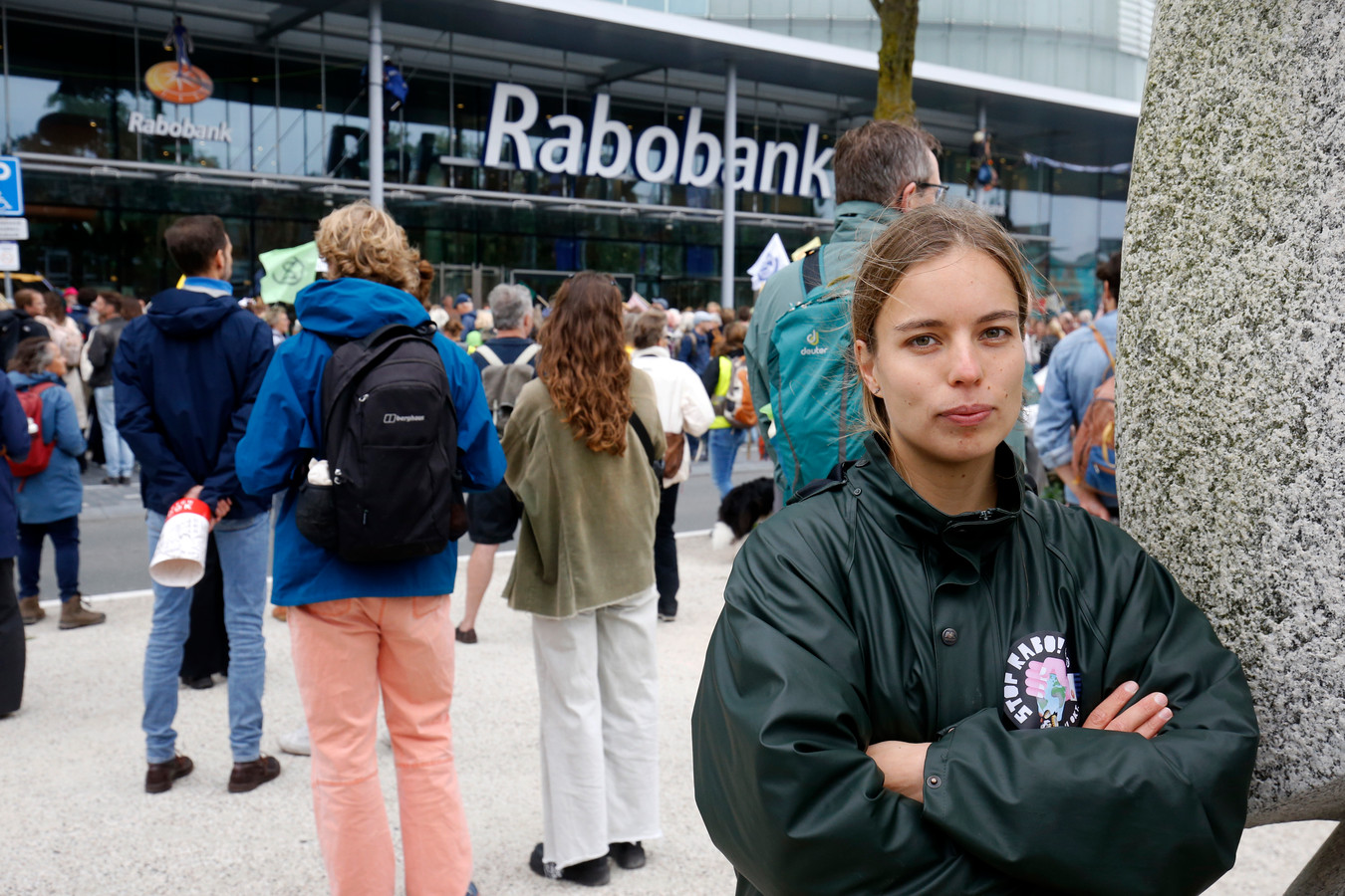 Extinction Rebellion en Greenpeace blokkeren pand Rabobank Utrecht en ...