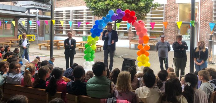 Start bouwwerken voor 150 extra plaatsen bij Sint-Pieterscollege Jette ...