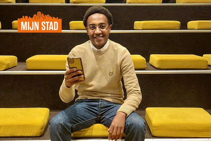 MIJN STAD. Het Roeselare van Henok Dekaezemaker (20), populair op TikTok en Instagram: “Ik ...