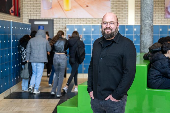 Joeri Vonk wil het imago van ‘zijn’ Huissense vmbo-school verbeteren ...