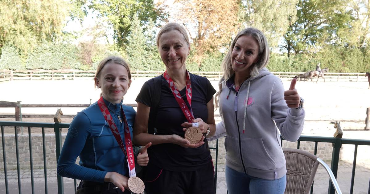 Paralympisch amazone Manon Claeys komt lesgeven in Meerdaalhof: “Ik heb ...