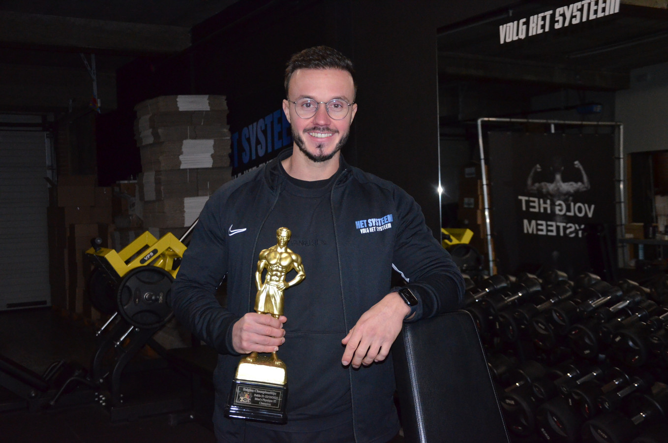 Jonas (27) kroont zich tot Belgisch kampioen bodybuilding: “Altijd ...
