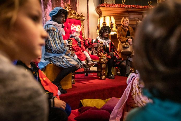Pepernoten Bakken In Het Kasteel Van De Sint In Helmond Helmond Ad Nl