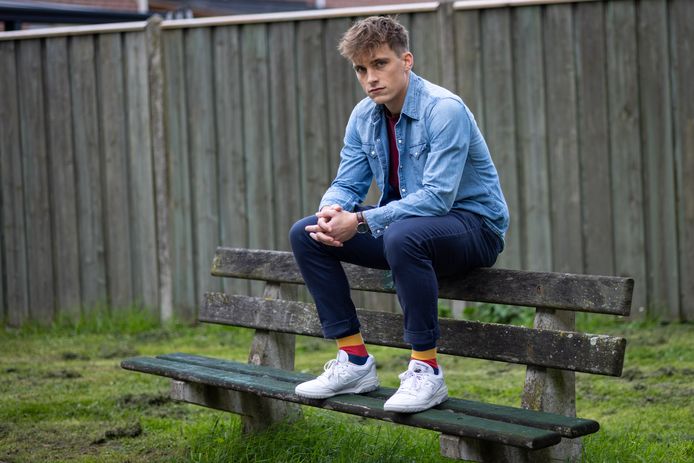 Menno (29) stopt na verlies van zijn vader en derde gescheurde ...