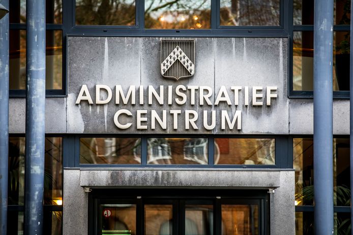 Stad Gistel steunt het Winterfeest van vzw Stampaert | Gistel | hln.be