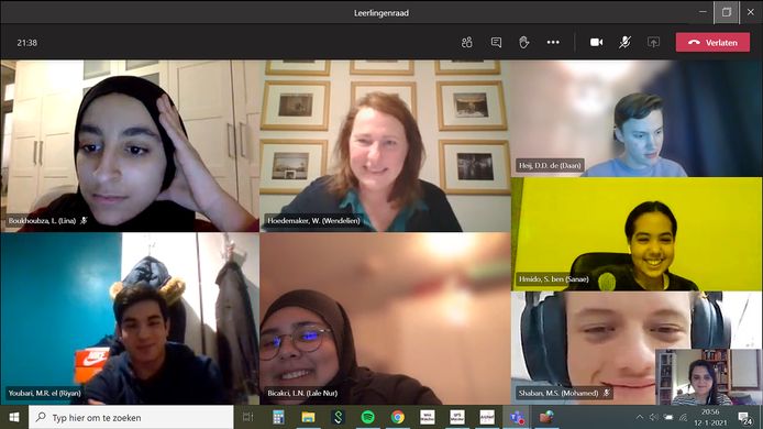 Calandlyceum meteen online met leerlingen: ‘Gaan de toetsen nou door of ...