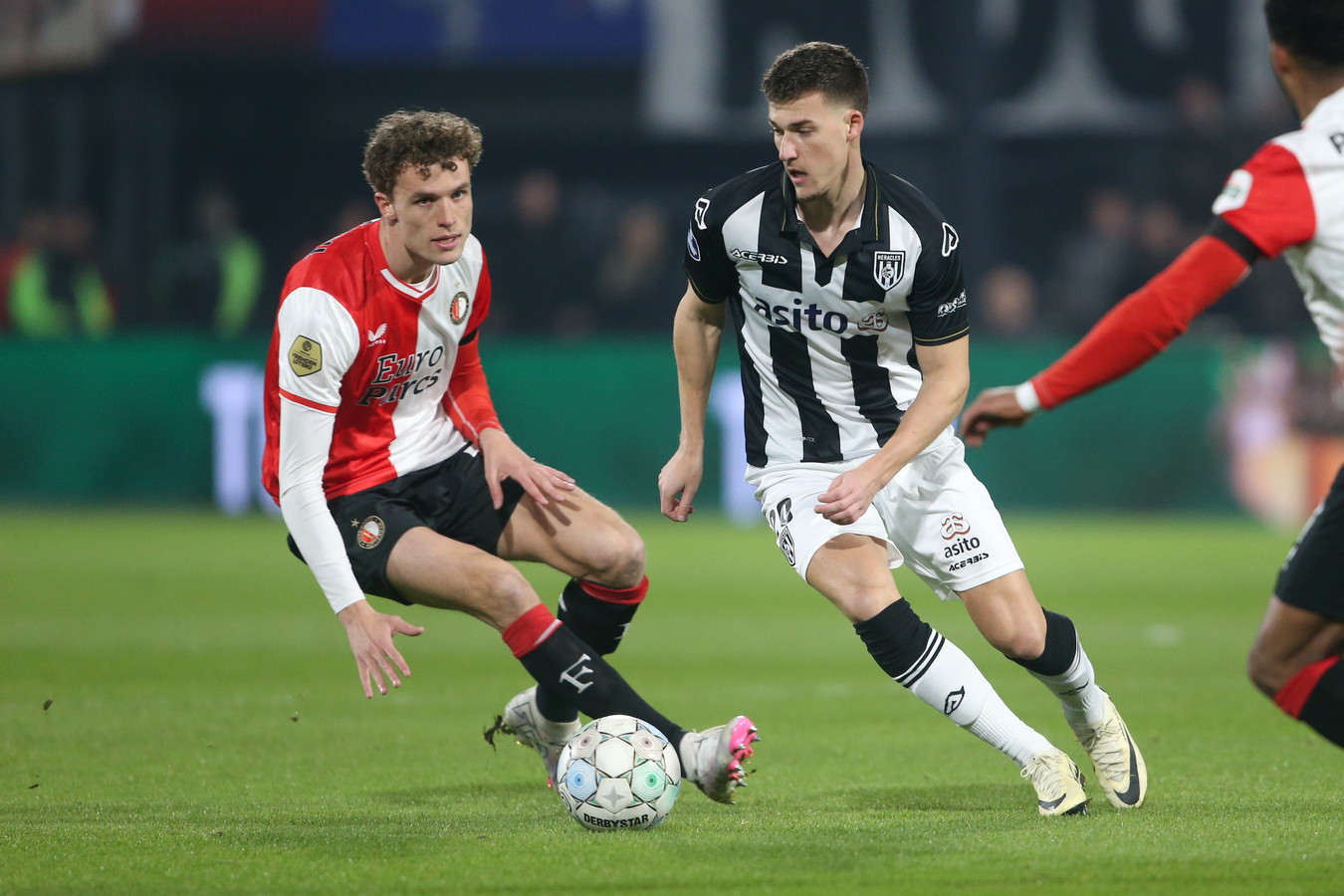 Hrustic keert terug in Australisch elftal. Dat zorgt voor dubbele ...