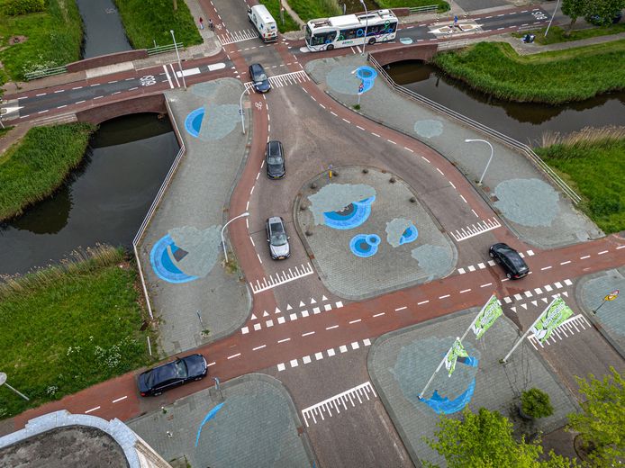 Vervelend staartje voor proef met felgekleurde rotondes: na 60.000 euro ...