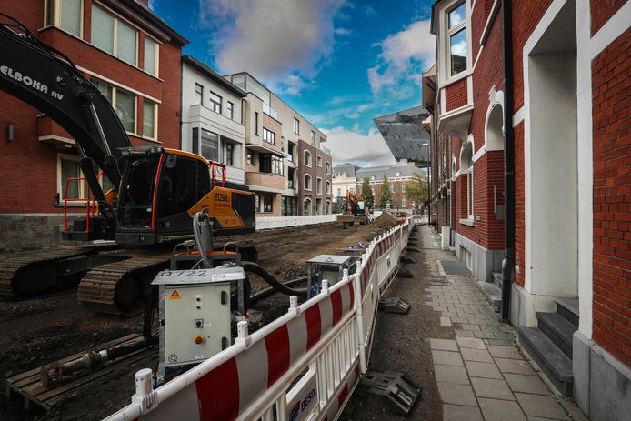 IN BEELD. Werken in Hasseltse Toekomststraat vangen aan | Hasselt | hln.be