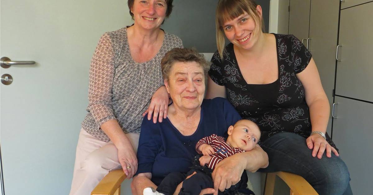 Baby Elena maakt viergeslacht compleet | Aalst | hln.be