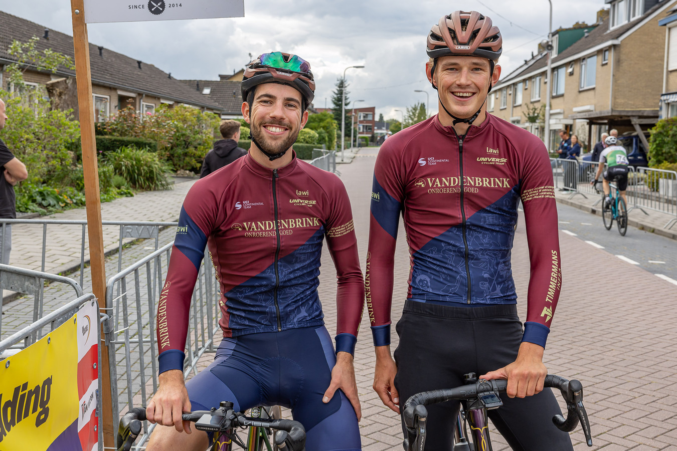 Wielrenners over koersen in eigen dorp: ‘Er is extra spanning, maar de ...
