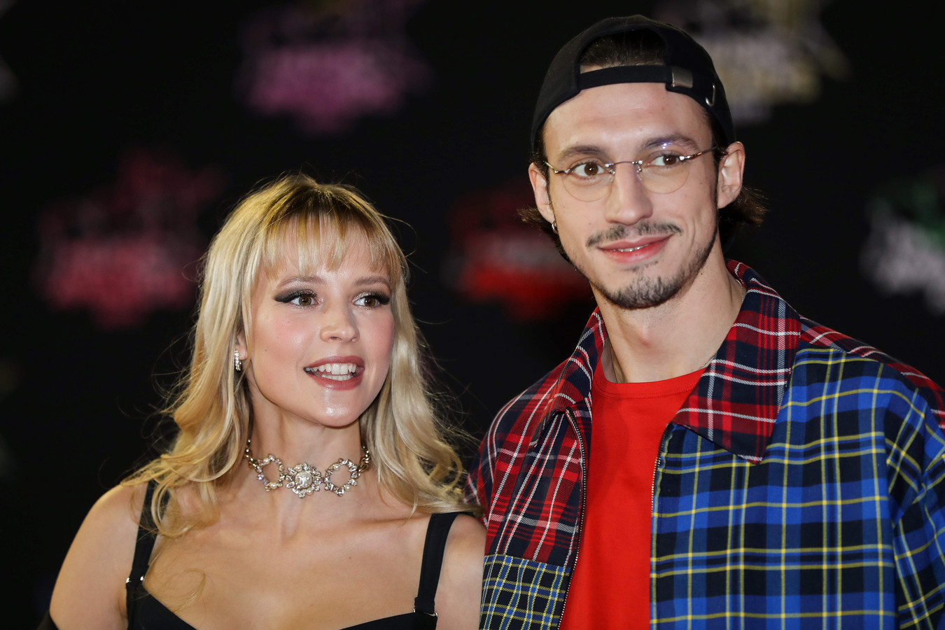 Angèle reageert nadat broer Roméo Elvis beschuldigd wordt van ...