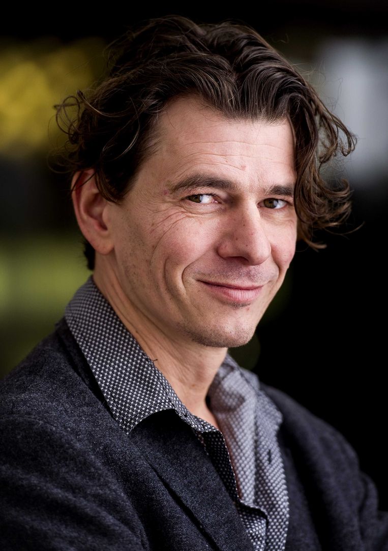 Dimitri Verhulst en Joris Luyendijk stappen over naar nieuwe uitgeverij ...