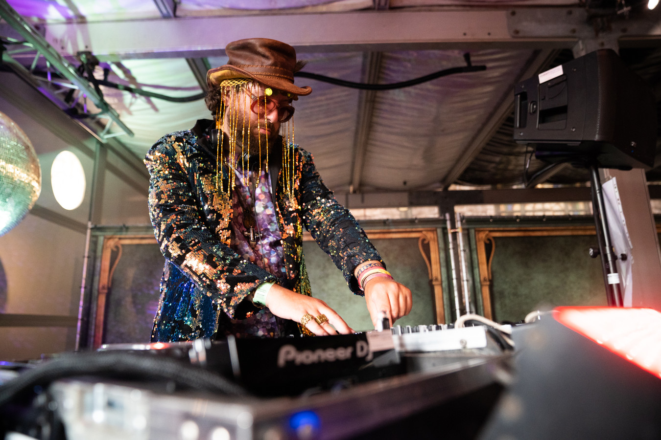 Met voorsprong weer de meest gefotografeerde DJ op Tomorrowland: maak ...