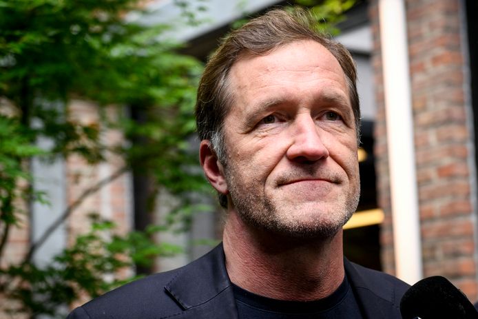 Paul Magnette (PS) spreekt voor het eerst sinds verkiezingsnederlaag ...