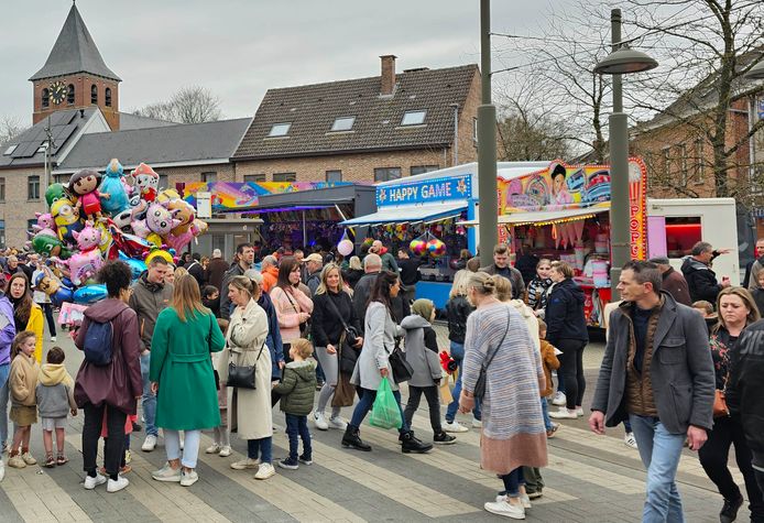 27.000 bezoekers voor Posse Leest: “Enkele kramen waren om 15 uur al ...