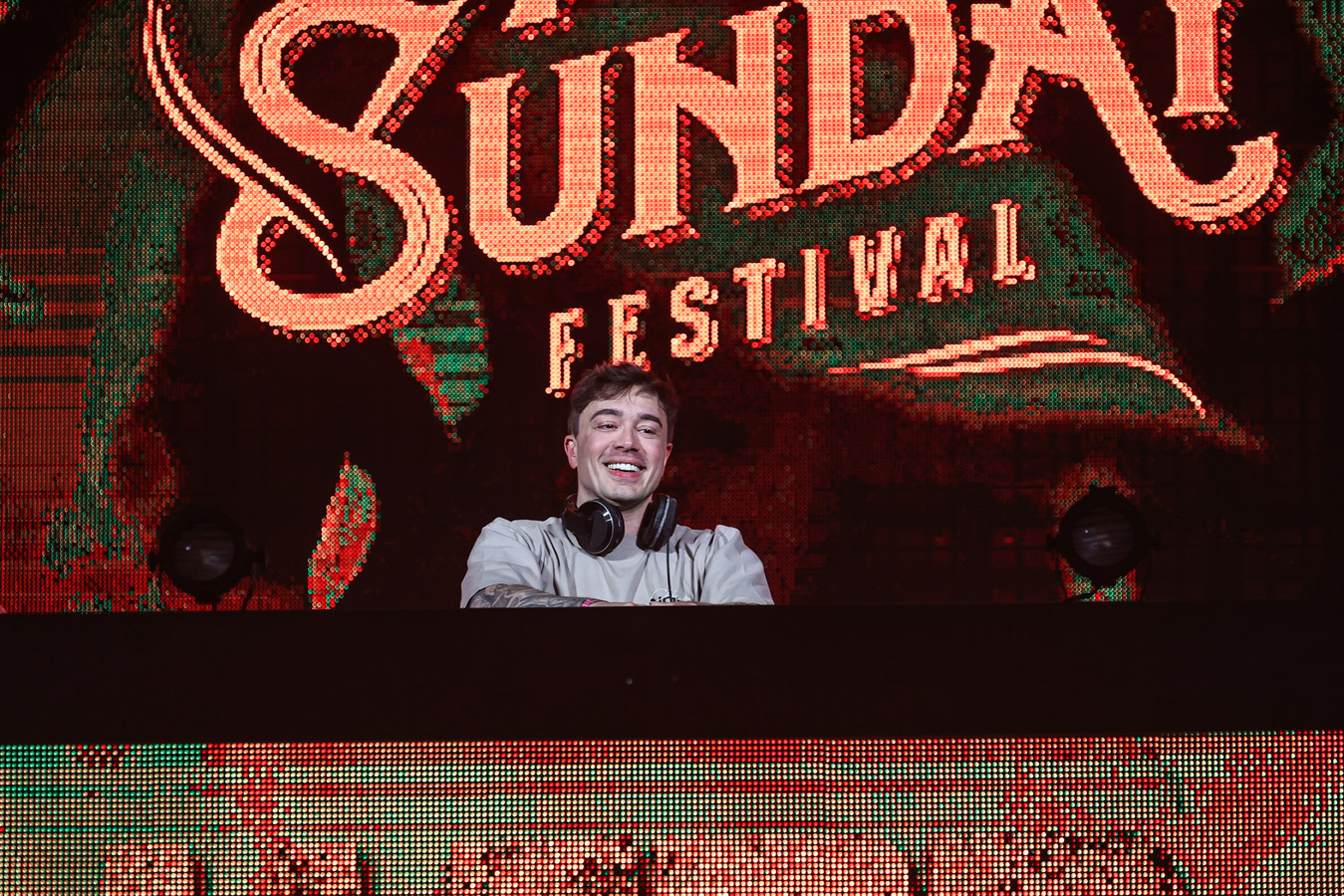 Hardstyle-dj Headhunterz stopt met optreden: ‘Leven als dj eist zijn ... Hardstyle-dj Headhunterz stopt met optreden: ‘Leven als dj eist zijn ...
