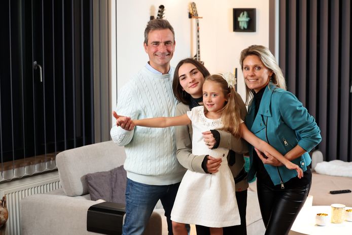 “Nooit gedacht dat ik nu nog altijd 150 optredens per jaar zou doen ...