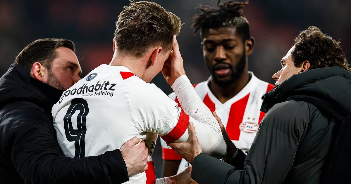 Blessure Luuk de Jong lijkt mee te vallen: ‘Niks gehoord over ...