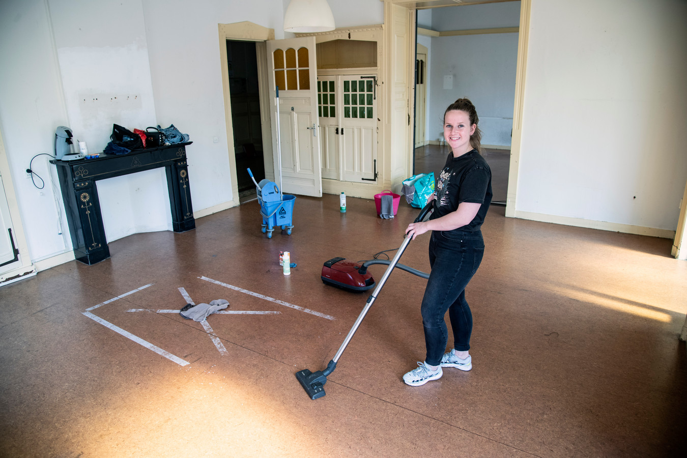 Isabelle richt haar paleis van 95 vierkante meter in met gratis spullen ...