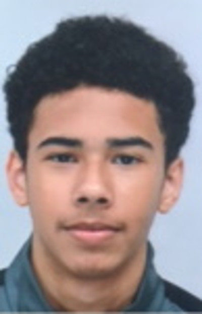 14-jarige Tim uit Lelystad vermist, politie slaat alarm | Foto ...