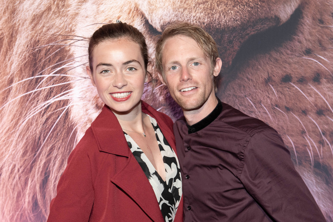 IN BEELD. BV’s brullen van plezier op première ‘The Lion King’ | Foto ...