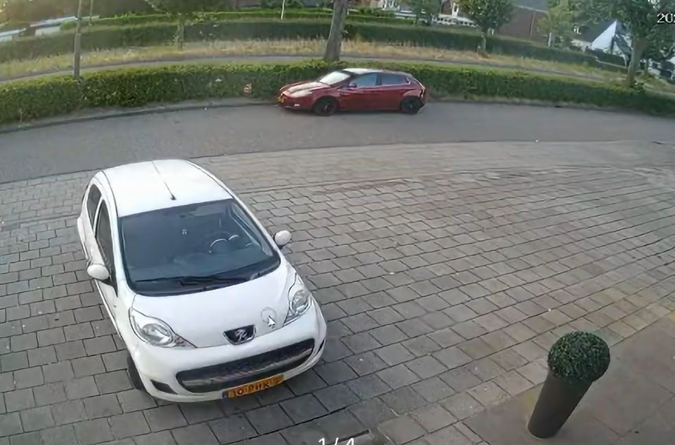 Politie deelt beelden van straatrace in Helmond | Foto | ed.nl Politie deelt beelden van straatrace in Helmond | Foto | ed.nl