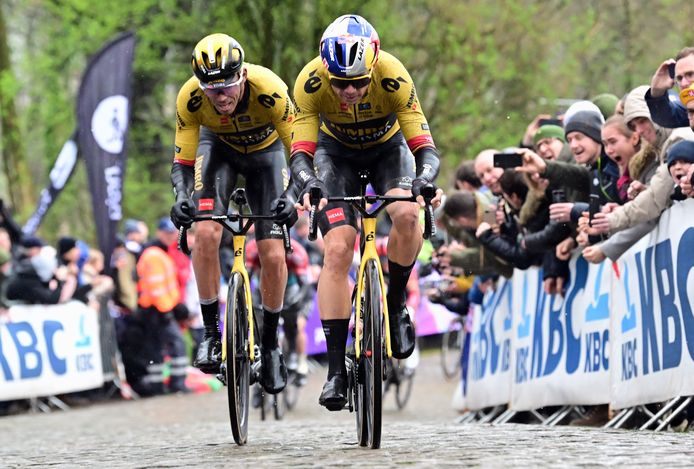 “Wout vroeg of ik wou winnen”: indrukwekkende Van Aert schenkt Gent-Wevelgem aan luitenant ...