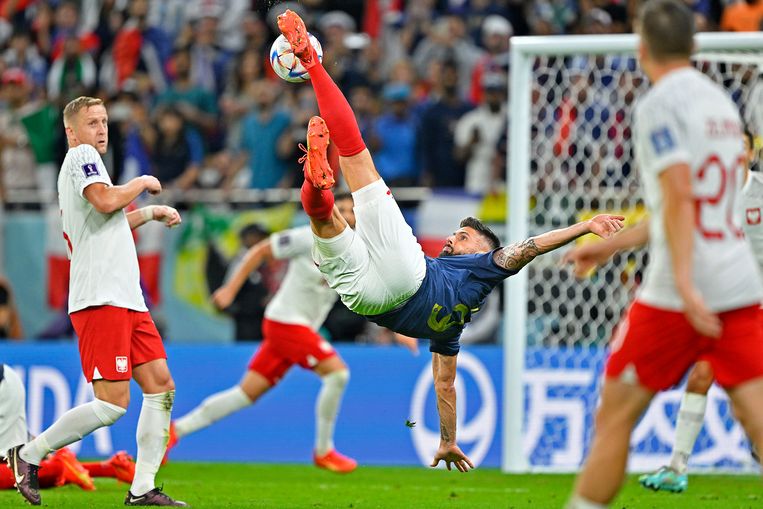 Olivier Giroud mocht even uit de schaduw van Mbappé, tot die zijn ...