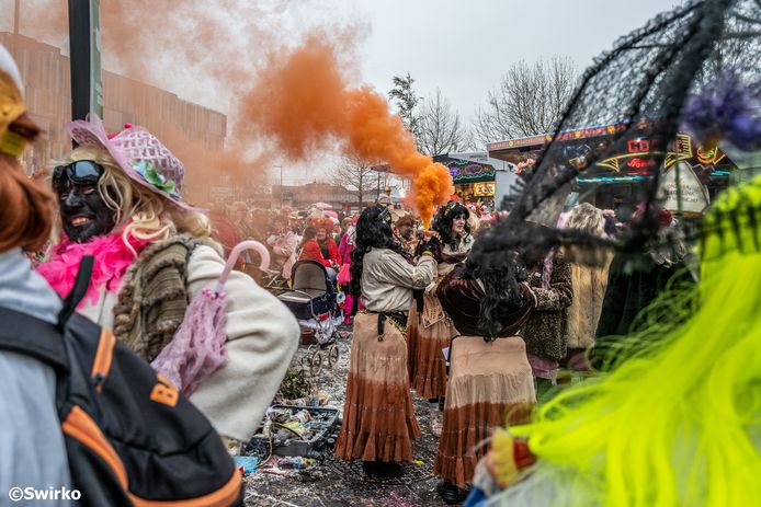 IN BEELD Zo beleefden de Voil Jeanetten hun hoogdag | Aalst | hln.be