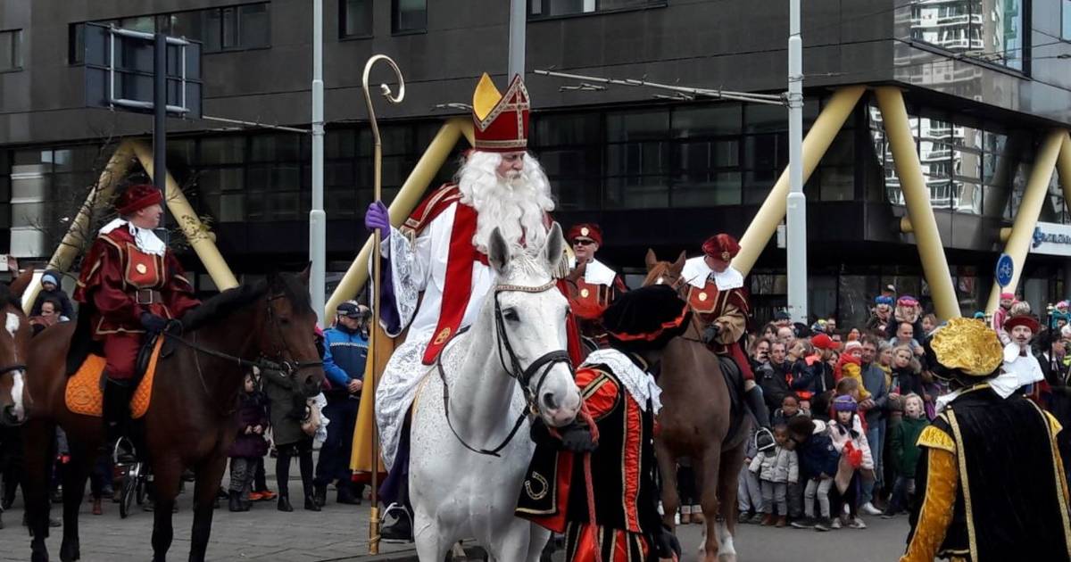 Na demonstratie rustig verloop intocht Sinterklaas | Intocht Sint ...