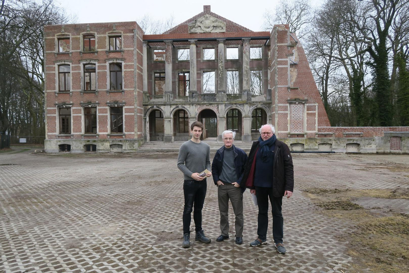 Uniek boek over 'Chateau de Lede' | Foto | hln.be Uniek boek over 'Chateau de Lede' | Foto | hln.be