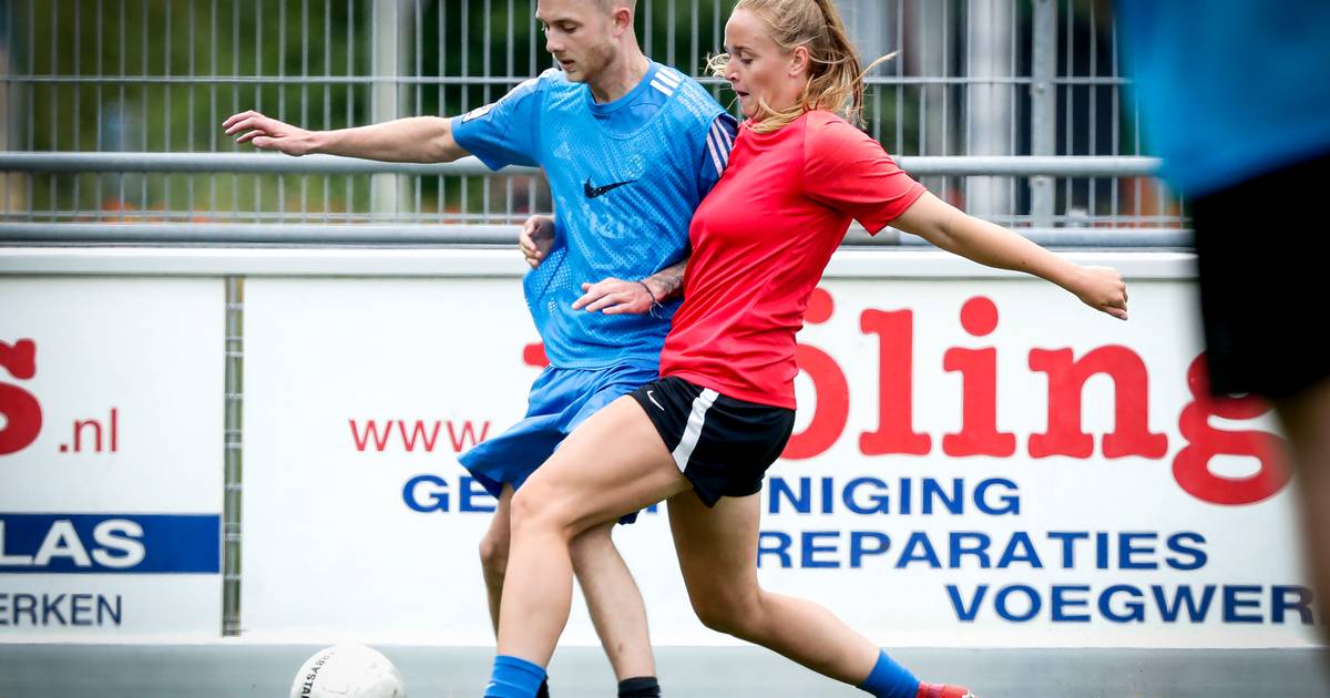 Haagse Kimberley staat haar mannetje tussen ‘die gasten’ bij DUNO: ‘Het ...