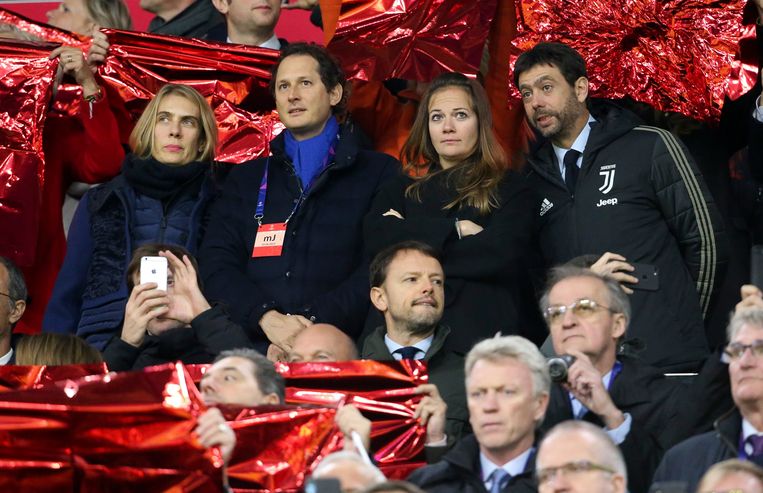 Familie Agnelli duwt Thuisbezorgd uit AEX | De Volkskrant