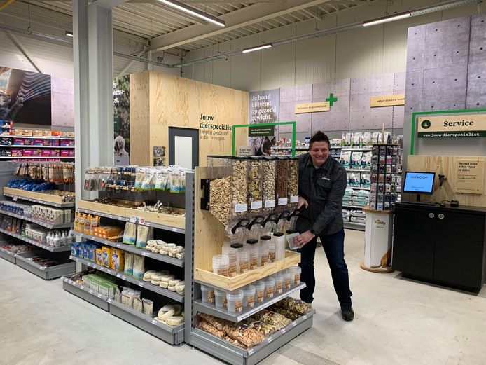 Winkels bouwen en verbouwen in Zaltbommel: 300 vierkante meter erbij ...