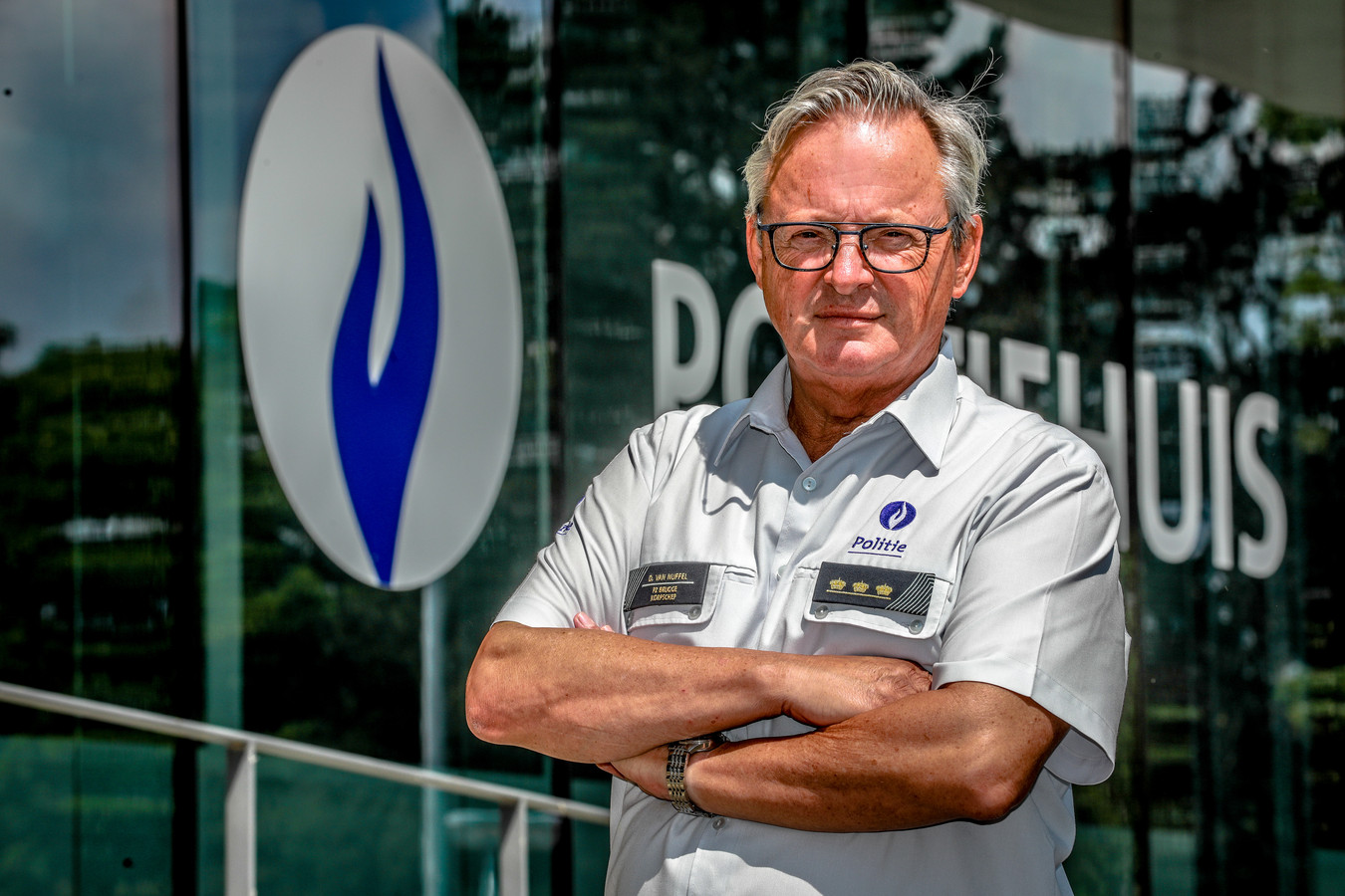 INTERVIEW. Politiechef Dirk Van Nuffel (66) zwaait af na indrukwekkende ...