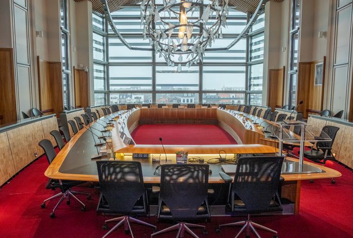 Grotere gemeenteraad? Ten opzichte van Europees gemiddelde is die van ...