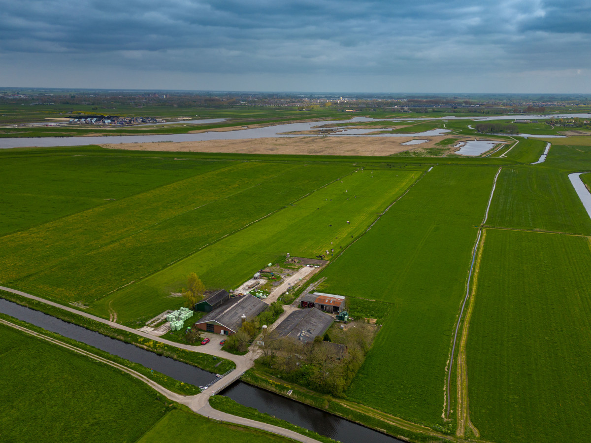 Hart voor Kampen wil snel duidelijkheid over mogelijk vervuilde dijk ...