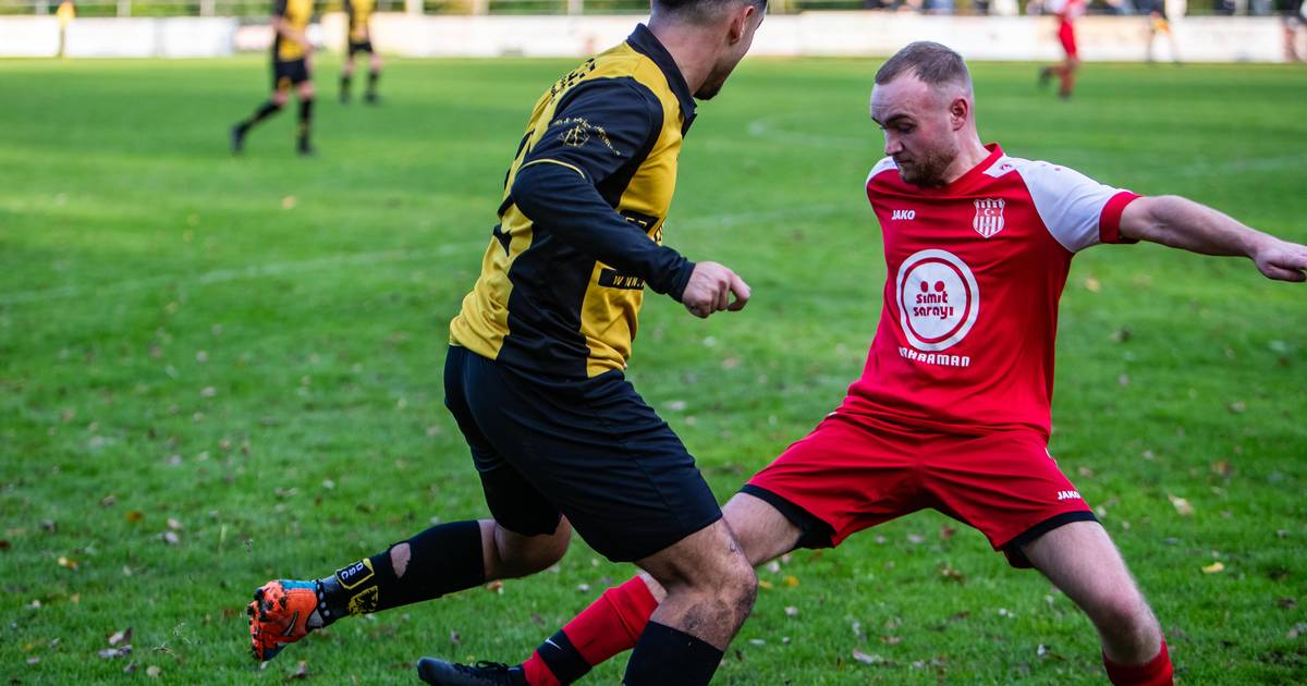 Boyd van Beijnum kan niet winnen met Turkse Kracht, dat Diepenveen met ...