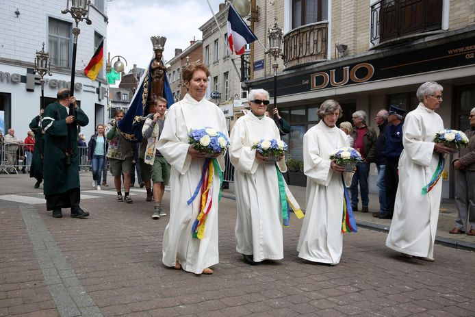 "Jongeren warm maken voor processie" | Halle | hln.be