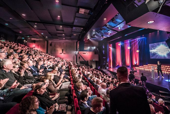 Theater De Naald tot eind 2020 volgeboekt | Westland | AD.nl