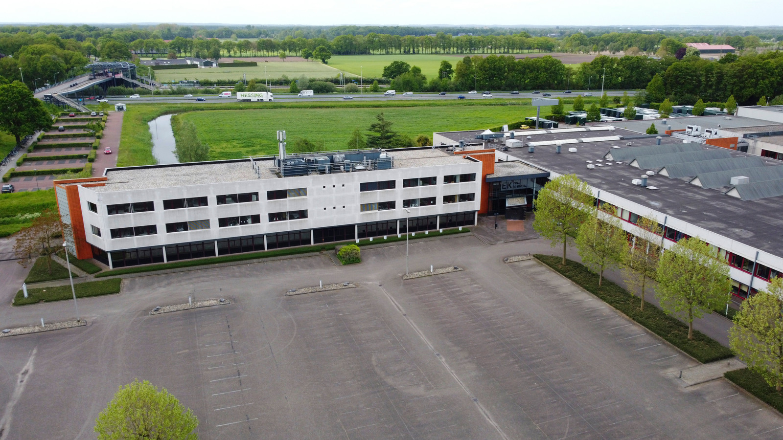 Hoe Nijkerk na alle kritiek op vier locaties voor asielzoekers uitkwam ...