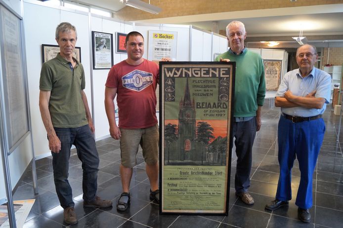 Heemkring stelt 300 historische affiches tentoon in voormalige ...