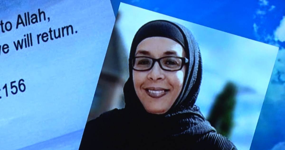 Emotionele herdenking van oud-politicus Fatima Talbi | Rotterdam | AD.nl