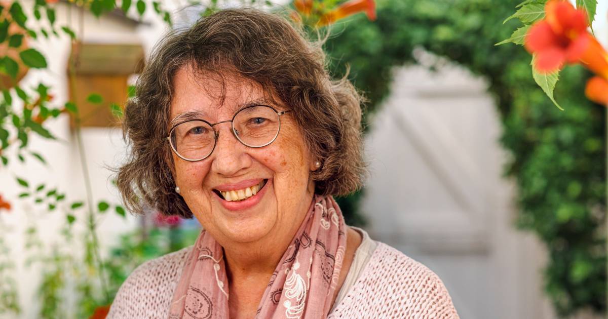 Anneke (80) werd 76 jaar geleden bevrijd uit jappenkamp en dat liet ...