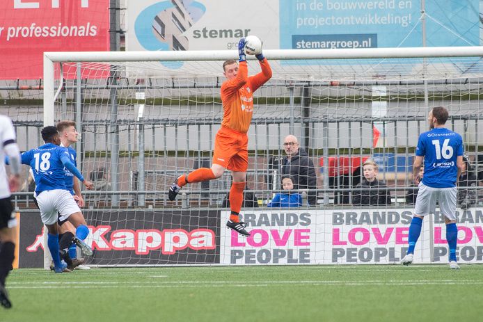 Doelman Johan Jansen blijft GVVV trouw | Voetbal De Vallei ...