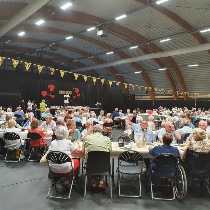 Begijnendijk viert jubilarissen | Begijnendijk | hln.be